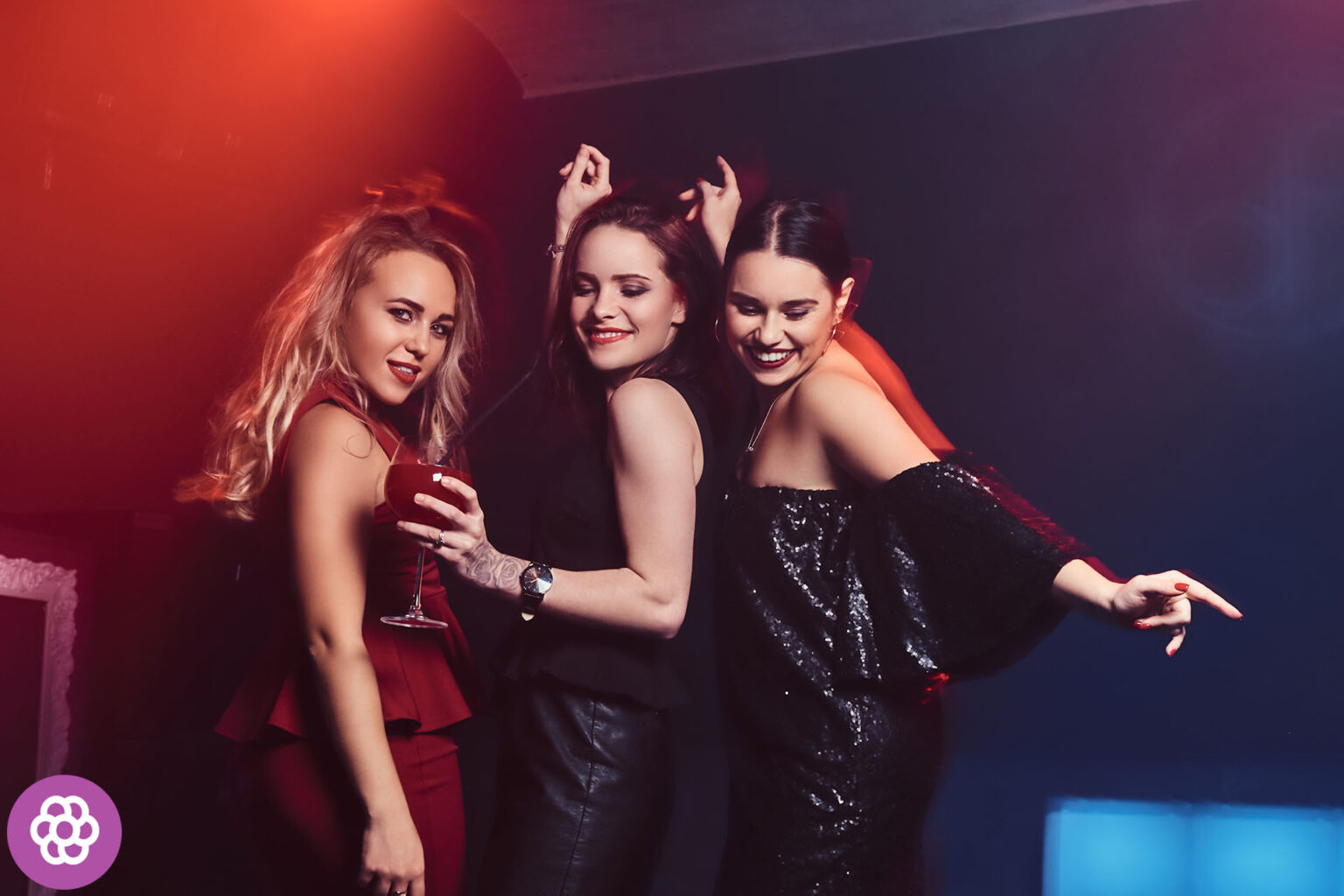 ¿Cómo vestirse para ir a la discoteca? Estilos de moda para la fiesta ...